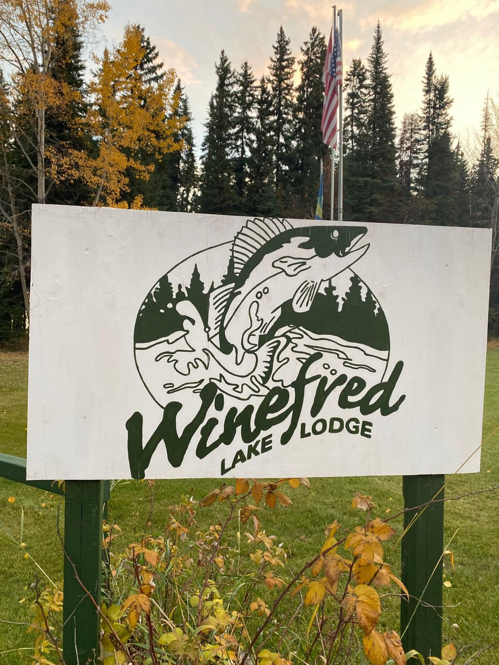 Winefred Lake Lodge